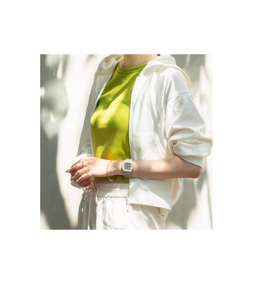 Reloj Casio digital blanco Step Tracker LWS-2200H-8AV